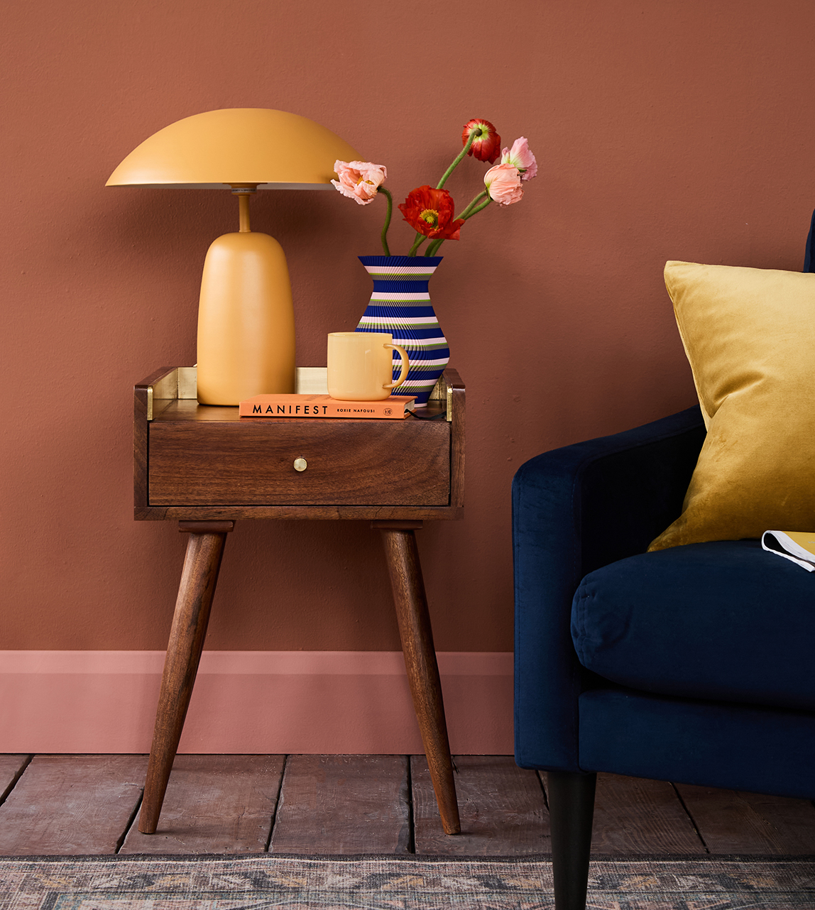 Fresco Scandi Style Side Table in Acacia & Brass | Swoon