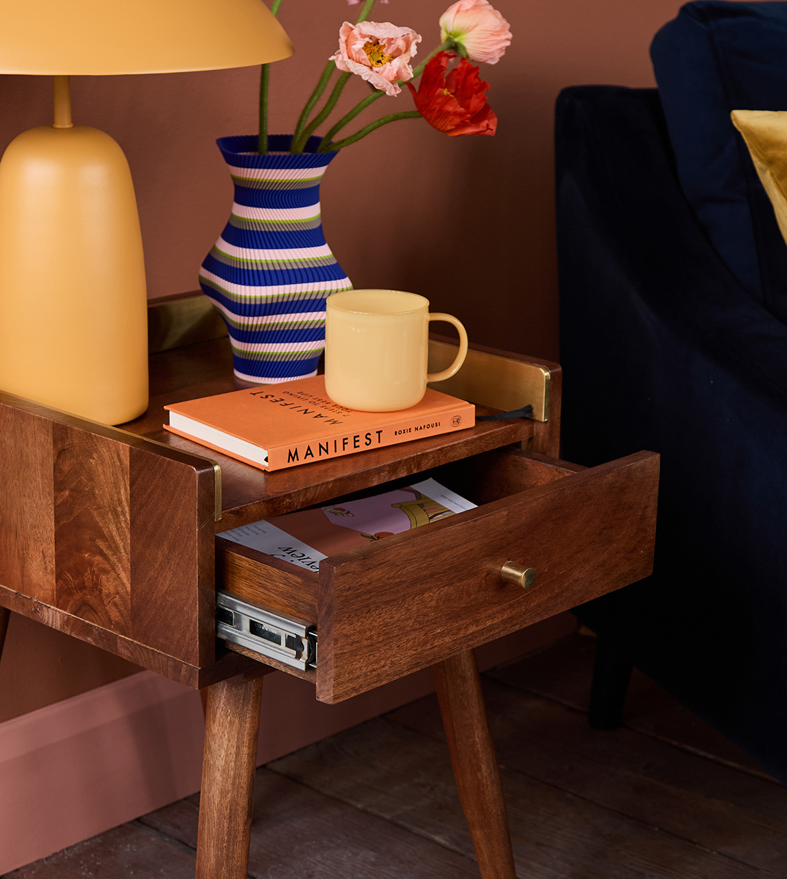 Fresco Scandi Style Side Table in Acacia & Brass | Swoon