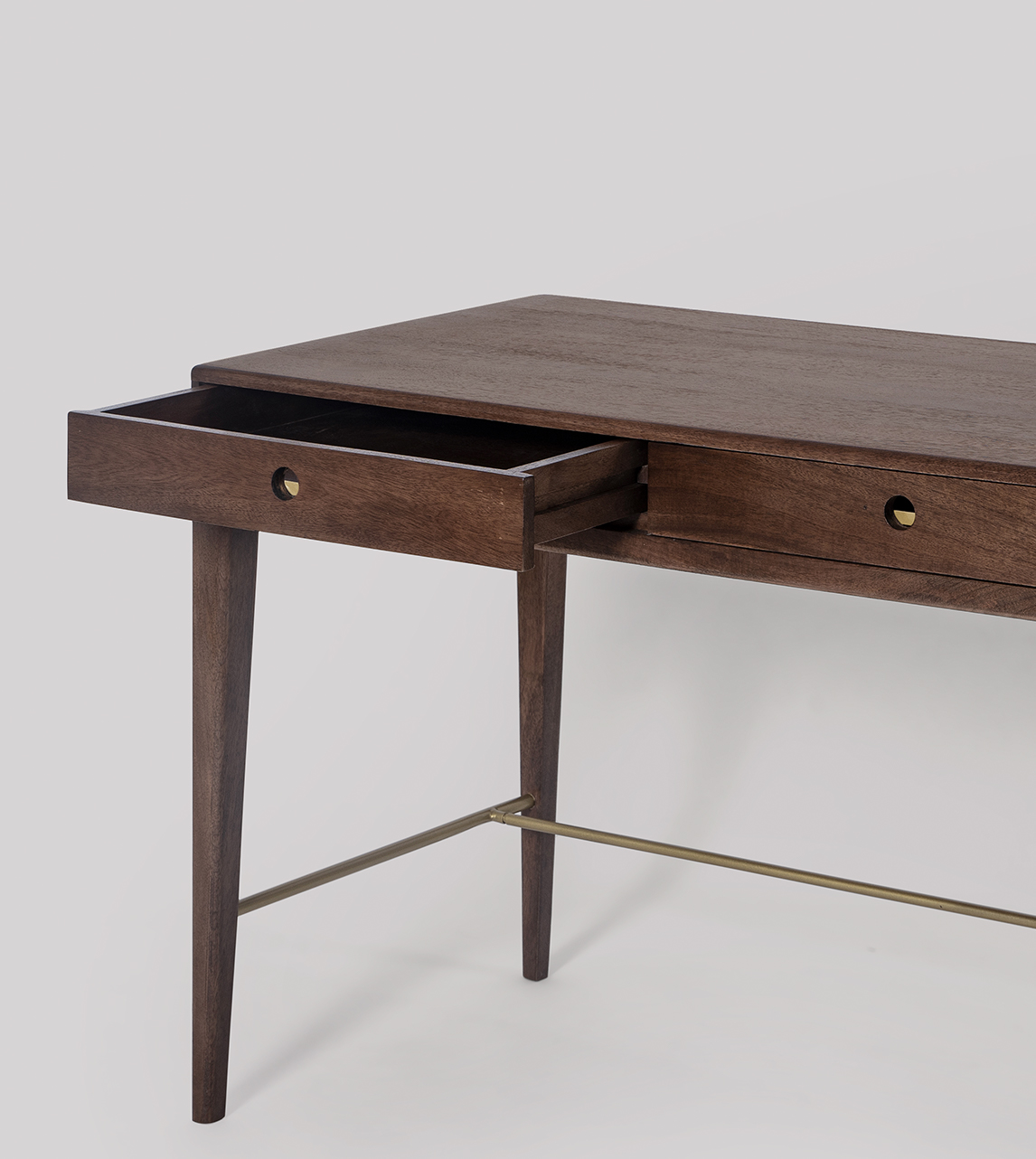 Nyhavn Mid-Century Scandi Desk in Light Brown Mango Wood & Brass | Swoon