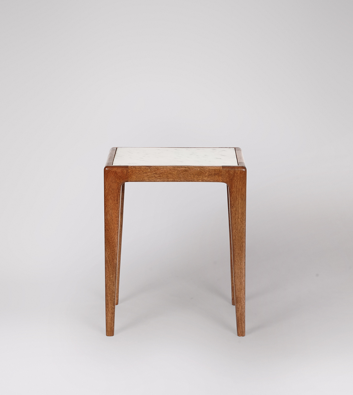 Nyhavn Mid Century Side Table in Light Brown Mango Wood & White Marble ...