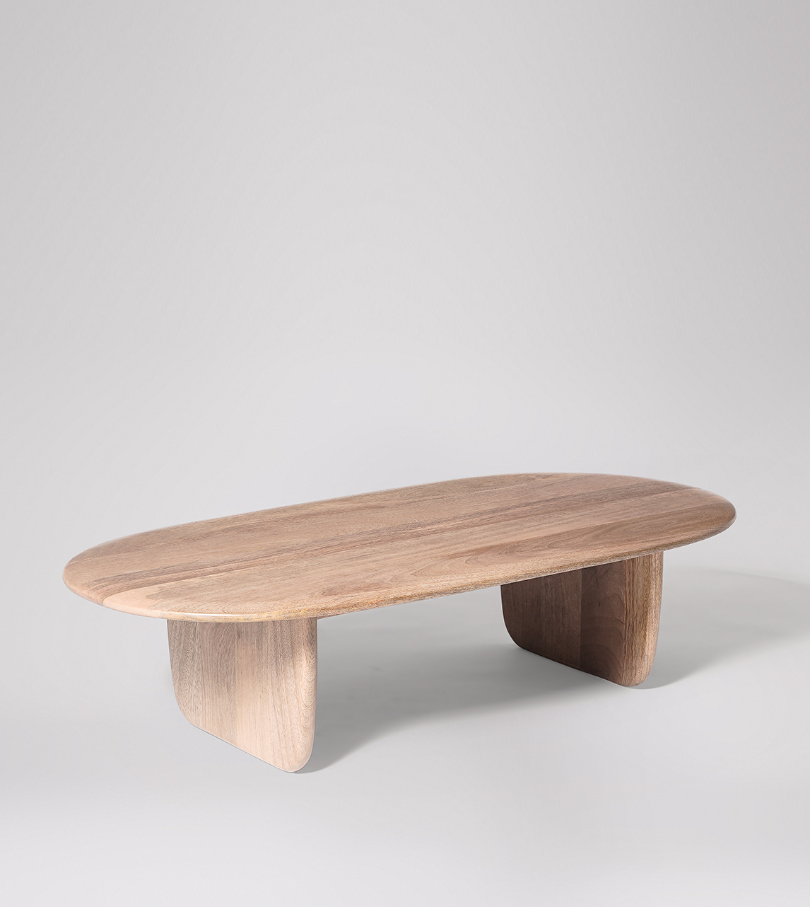 Slapton Maximalist Coffee Table in Natural Oak-Stained Mango Wood | Swoon
