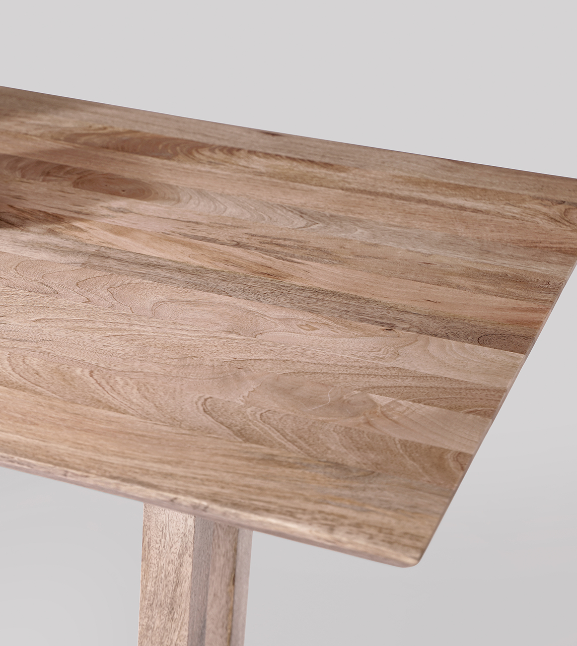 Klippe Traditional Six-seater Dining Table in Natural Oak-Stained Mango ...