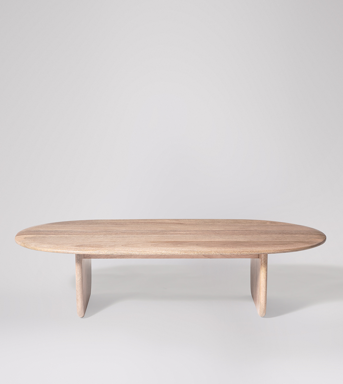 Slapton Maximalist Coffee Table in Natural Oak-Stained Mango Wood | Swoon